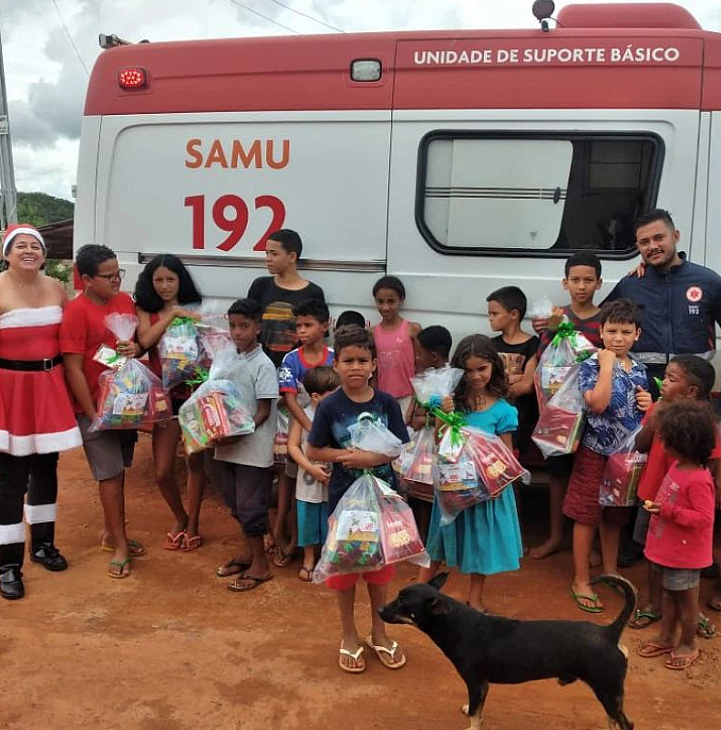 SAMU realiza entregas de kits natalinos para famílias de Formosa ...